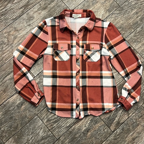 Passport | Shirts & Tops | Passport Plaid Button Up | Poshmark